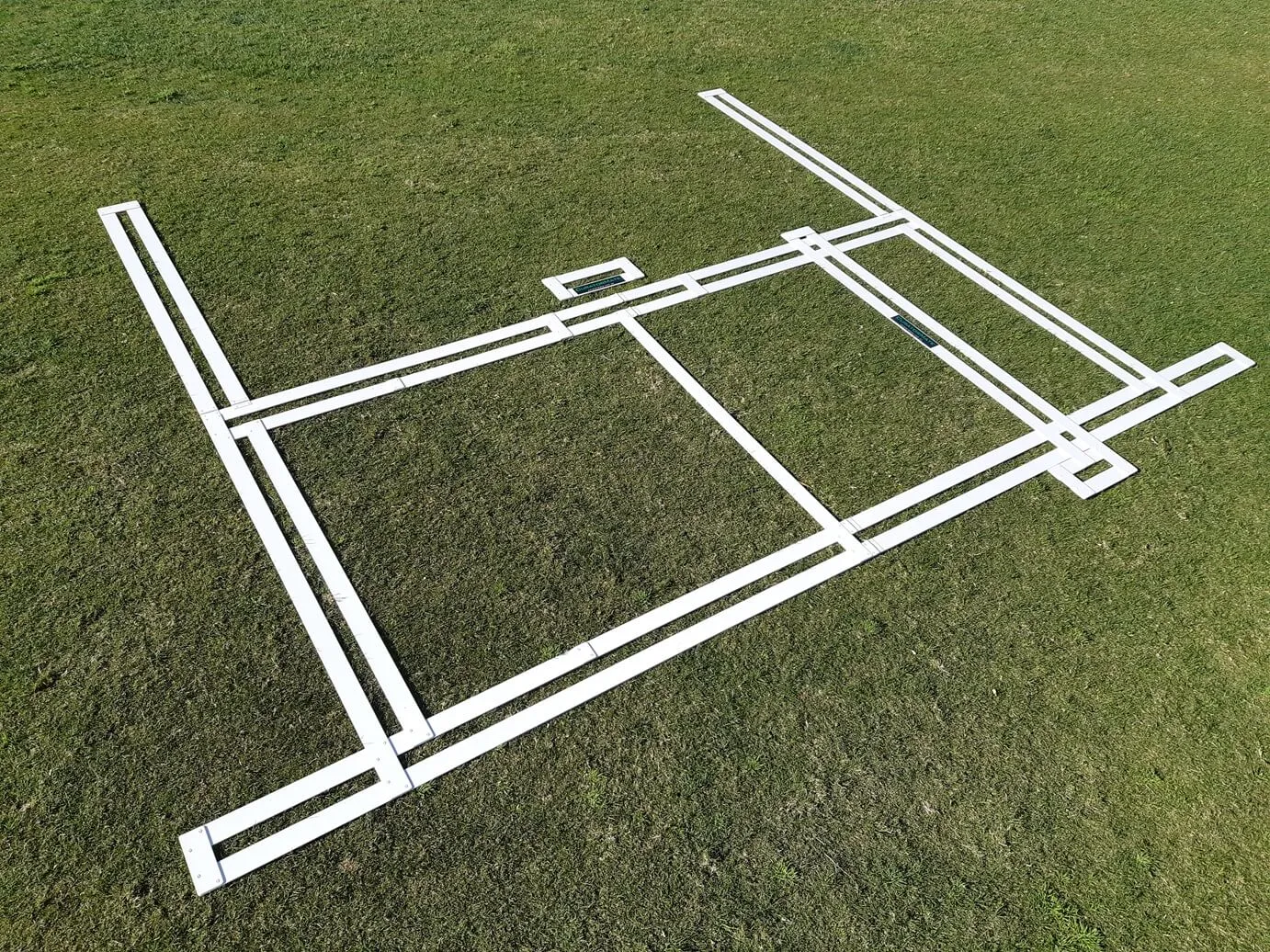 CuratorMate Cricket Crease Marking Frame Stencil - Garden Imports UK Ltd.